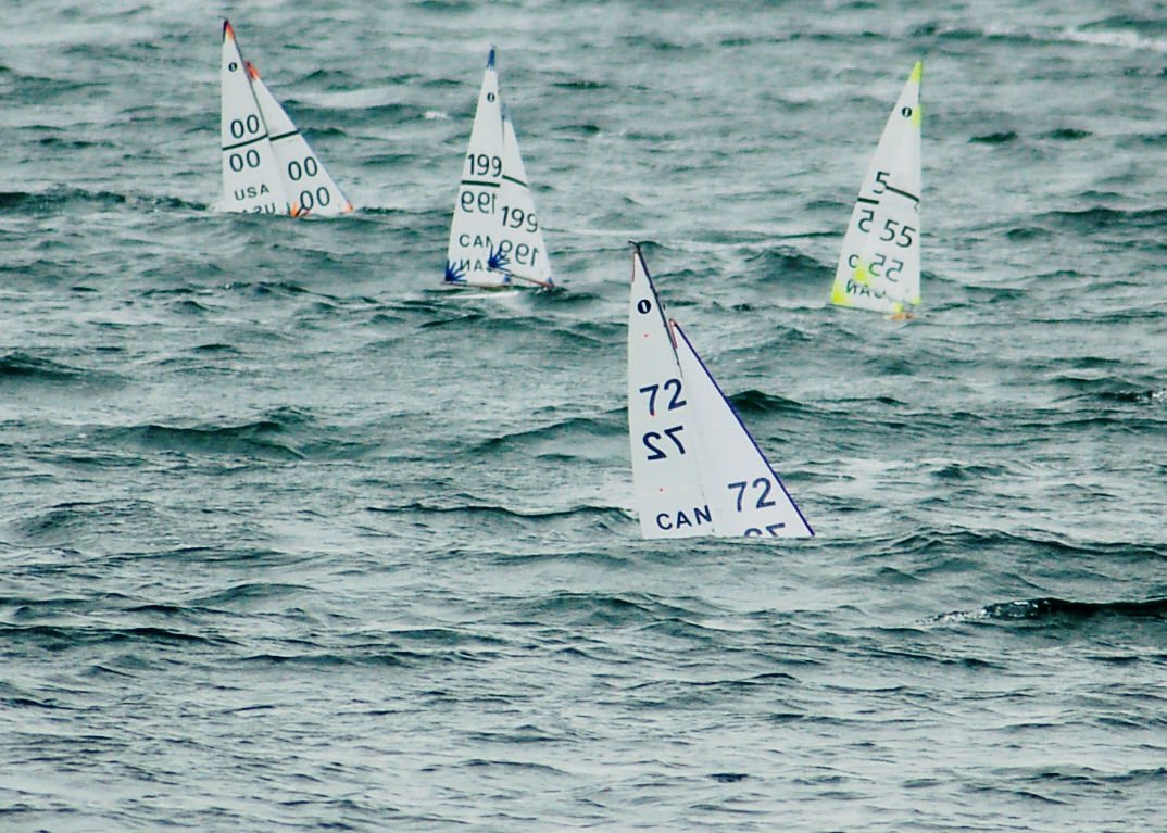 RC Sailboat Kits For Beginners - Keys To A Successful Choice - The ...